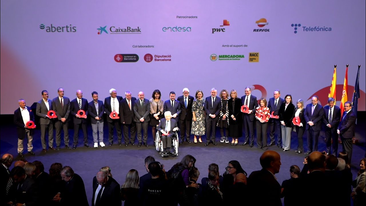 Joan Castells y Juan Echevarría galardonados con las Medallas de Honor ...